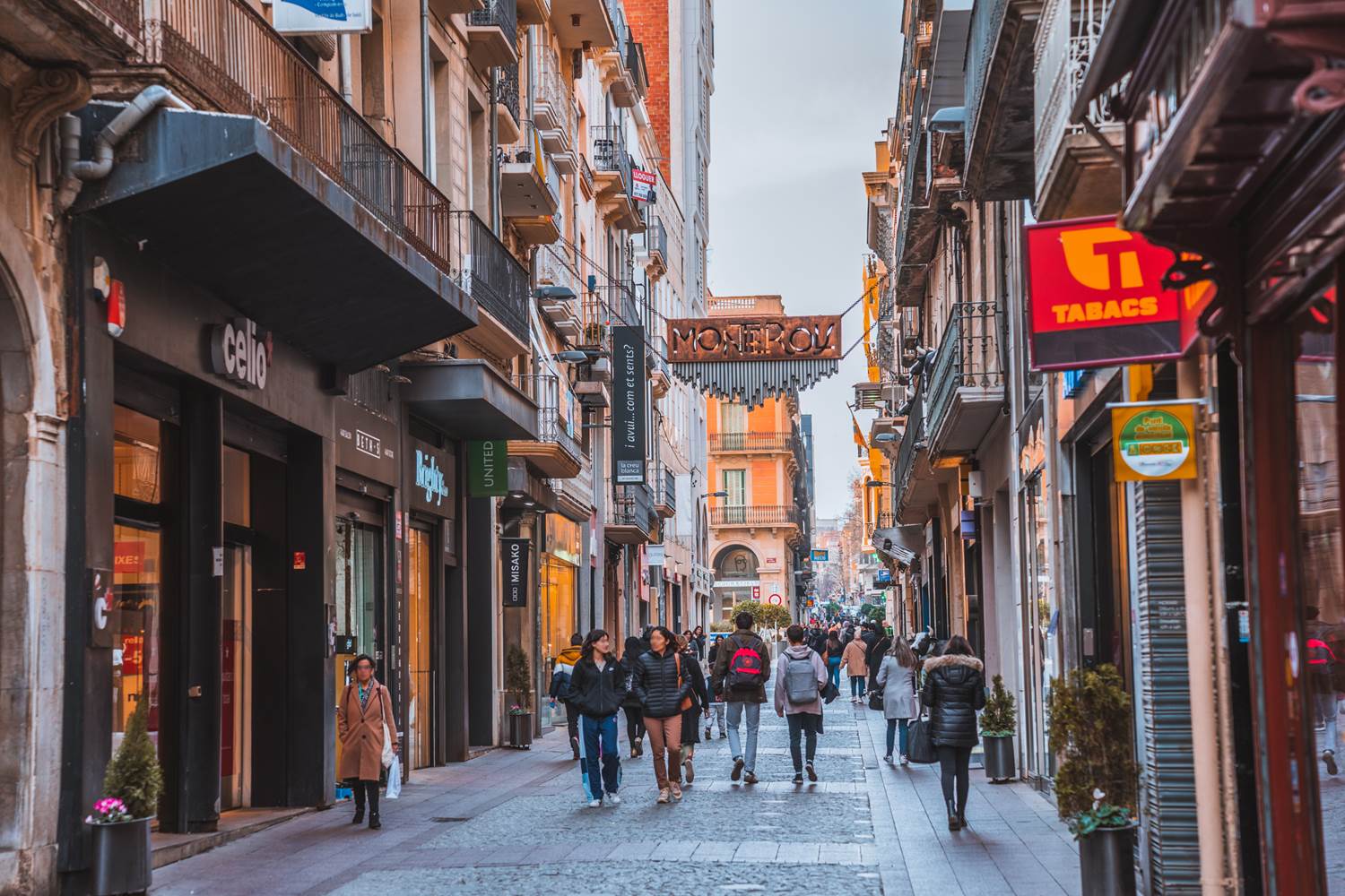 Reus - What to See in Gaudi's City? - Where Is Evelyn